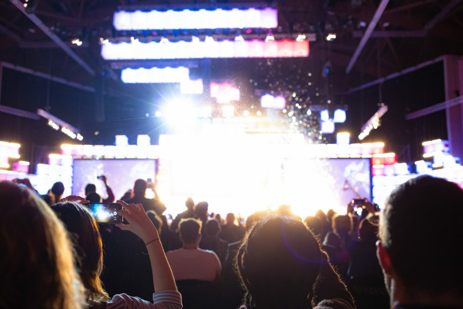 Accueil - Hall Polyvalent Arlon